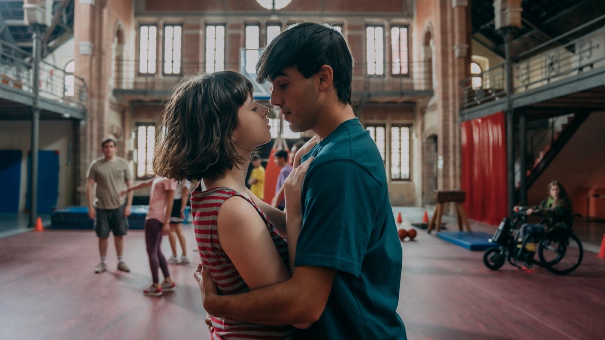 HollyBlood - Cenas de Cinema - Crítica | Streaming e VoD